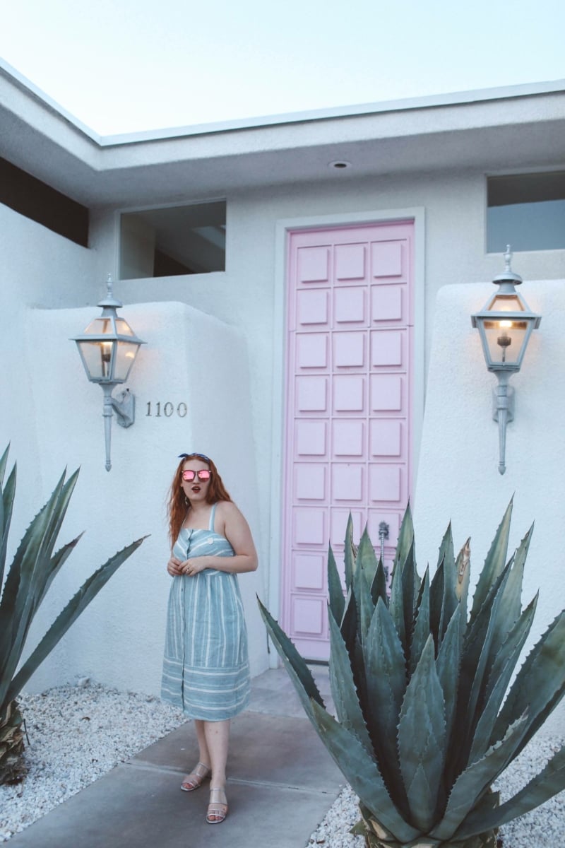 14 Self Guided Palm Springs Door Tour Stops: That Pink Door + More!