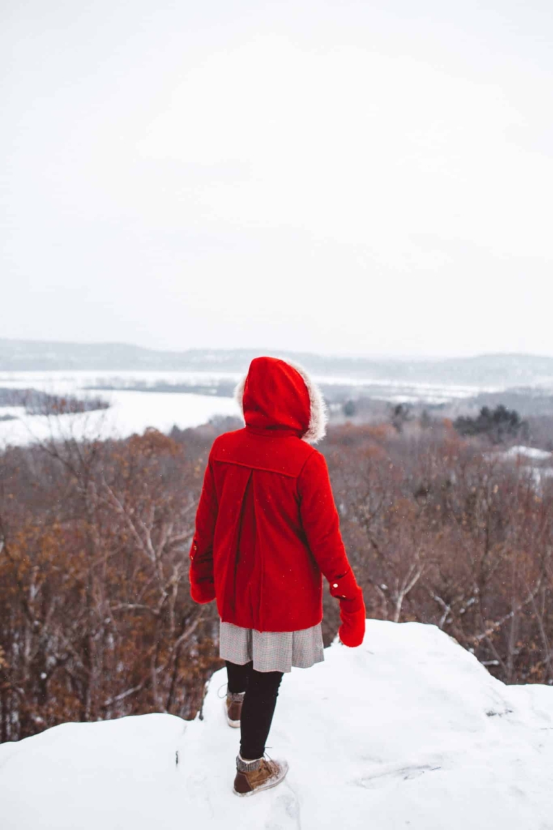 22+ Winter Approved Dresses To Wear In Cold Weather (+ How Not To Freeze In Them)