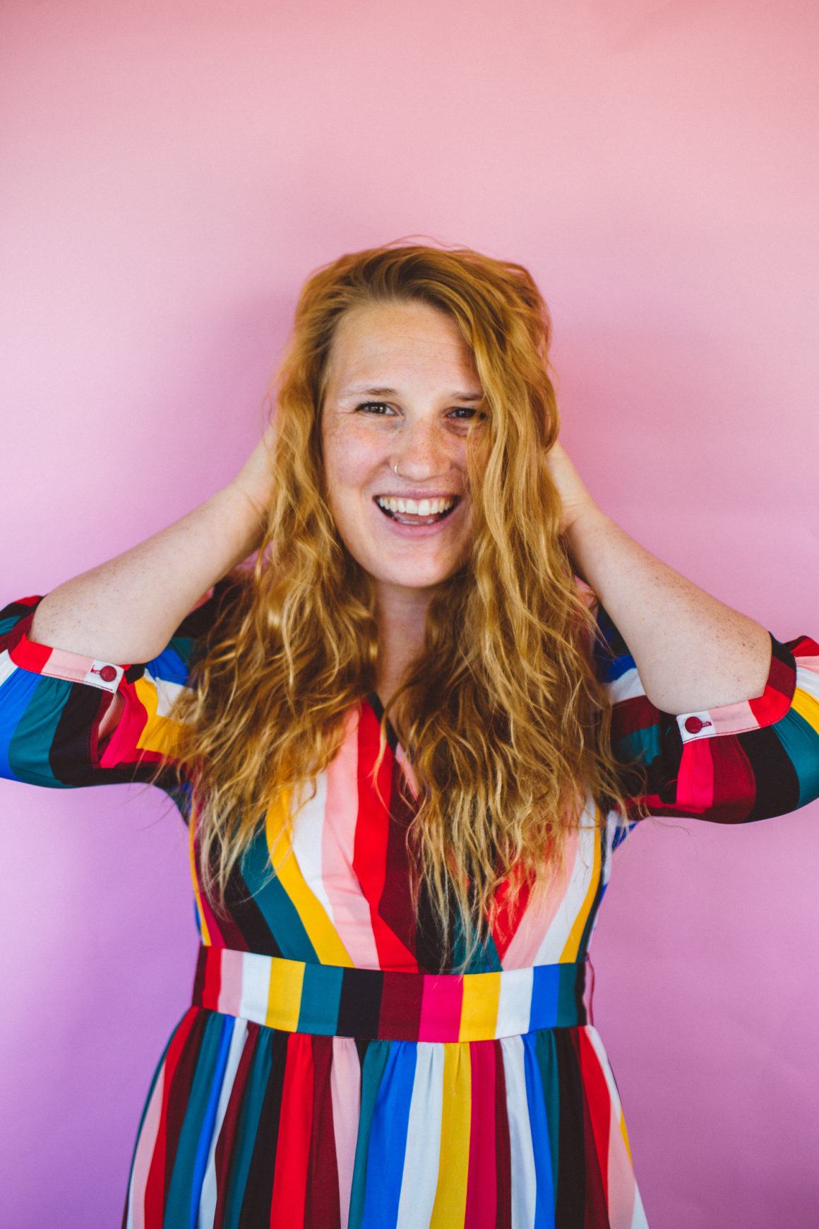Easy Hair Hack: How To Curl Hair WITHOUT Heat