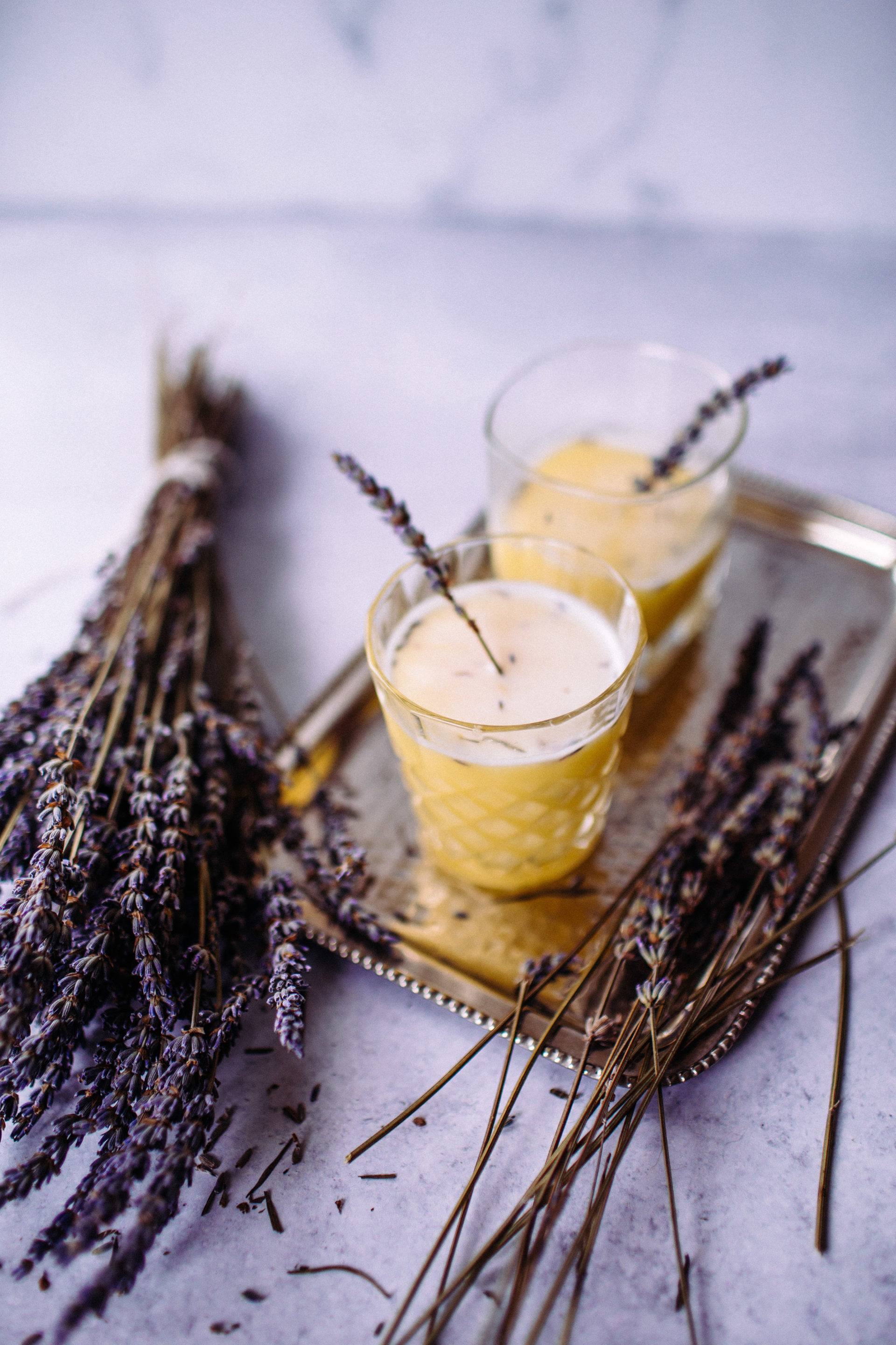 Araceli's Lavender Gin Fizz: A Tasty AF Lavender Cocktail Recipe