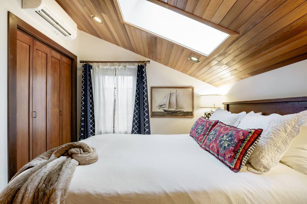 10 Charming Airbnbs in Seattle For Your PNW Weekend Getaway