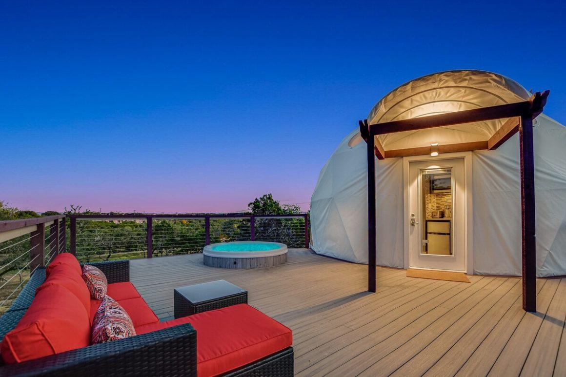 16 Texas Glamping Spots: Best Luxury Tents, Stylish Yurts & Treehouses
