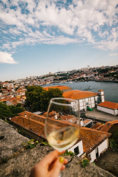 27 Secret Porto Instagram Spots & Hidden Gems For Glamorous Photos