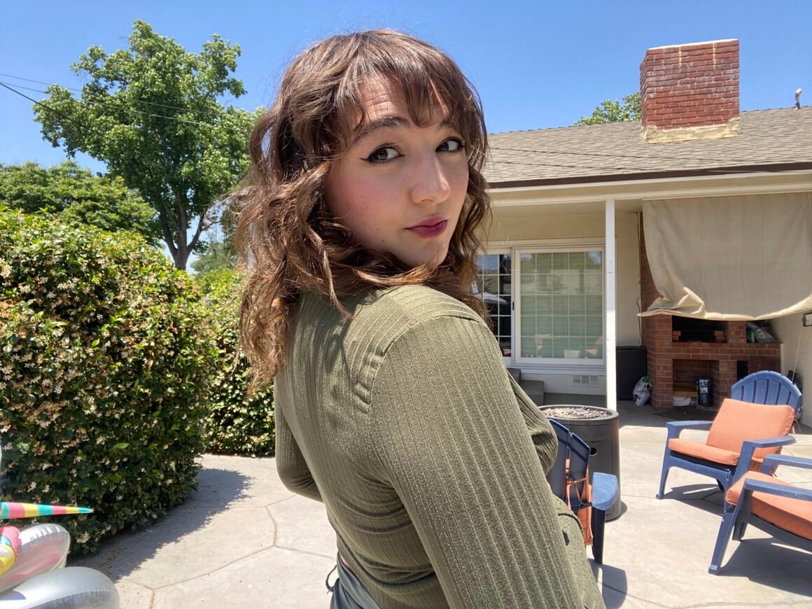 Q&A: Whimsy Writer Jafei Politt On Van Life, Writing & Main Character ...