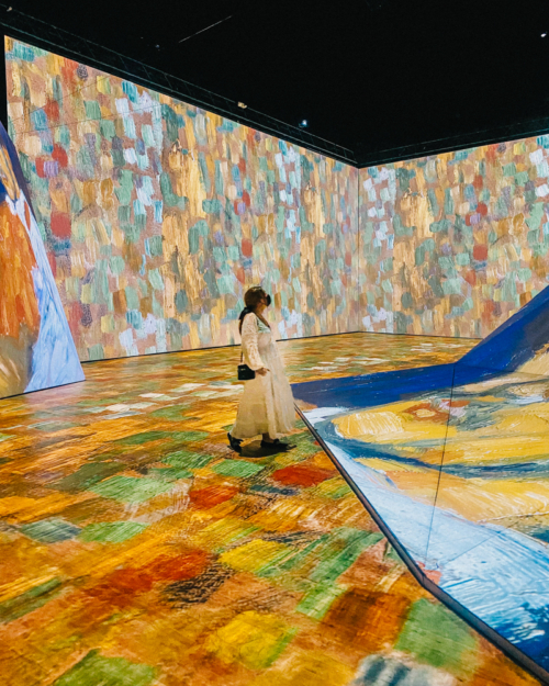 7 Tips For Visiting Imagine Picasso Exhibit (New Immersive Art Show!)