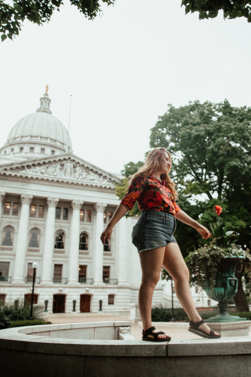 30 Madison WI Photo Spots: Best Murals, Cafes, Lake Views & More!