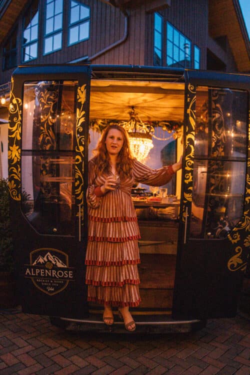 What To Wear In Colorado In Winter: 9 Outfit Ideas To Copy + Packing List