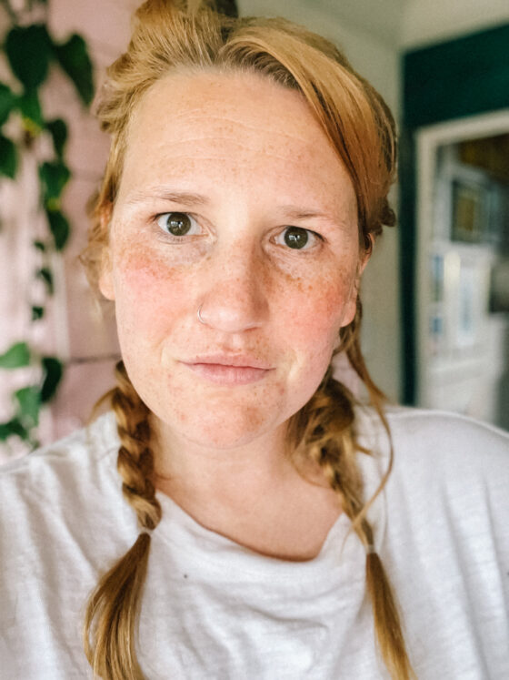 9 Benefits Of Icing Your Face & Best Ice Tools For Your Beauty Routine