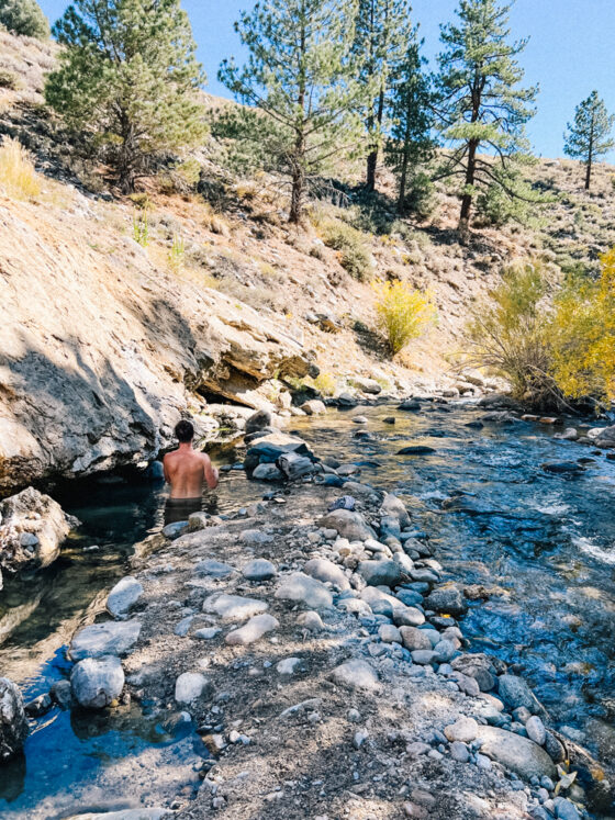 10 Must-Know Tips For Soaking In Buckeye Hot Springs Near Bridgeport