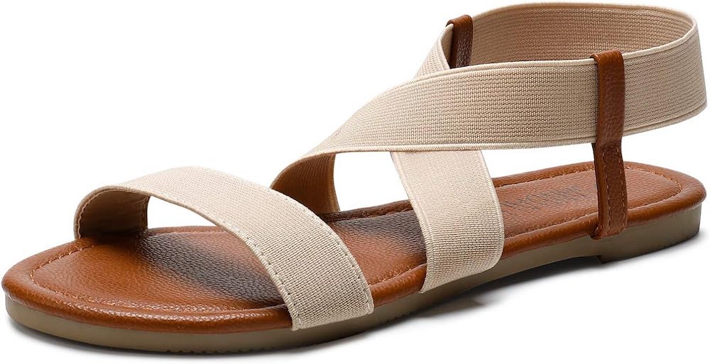 18 Best Travel Sandals Approved For Comfort & Style