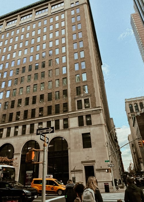 I Found All The Elf Movie Filming Locations In NYC & It Was The Best ...