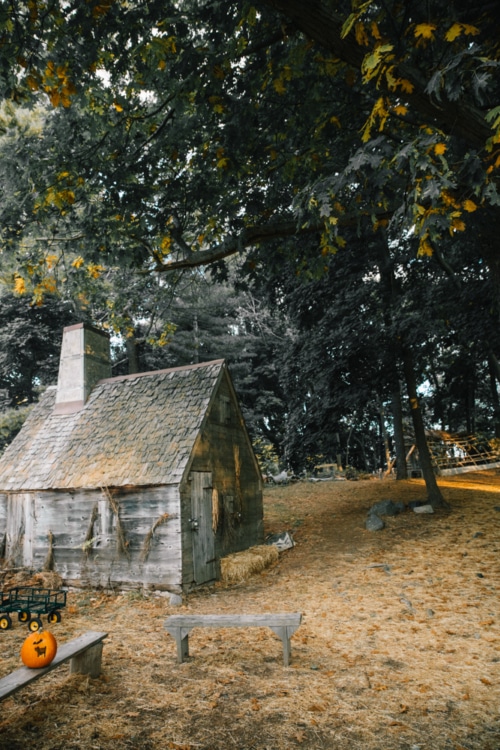 I Found All The Hocus Pocus Filming Locations In Salem (Map + Addresses!)